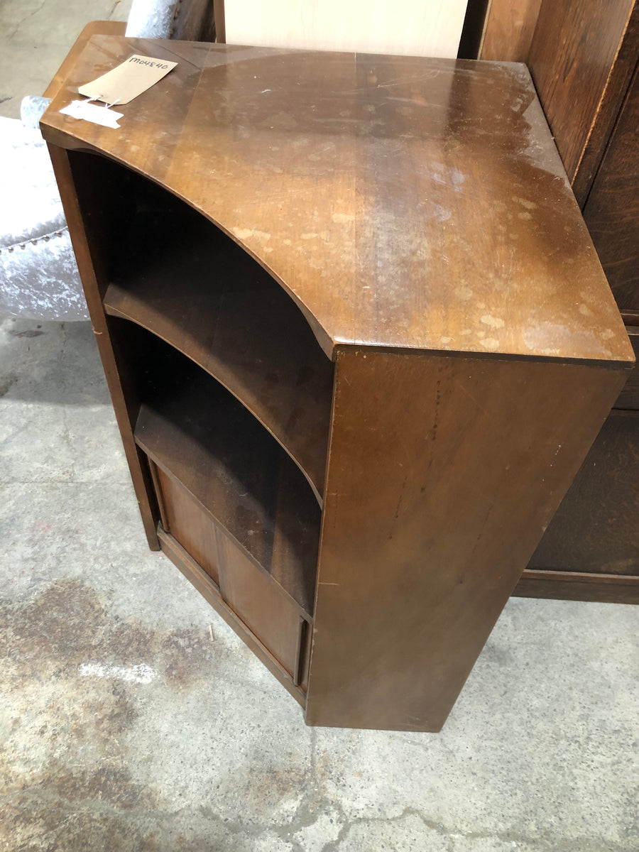 Vintage Corner Cabinet – The Home Remedy Stroud